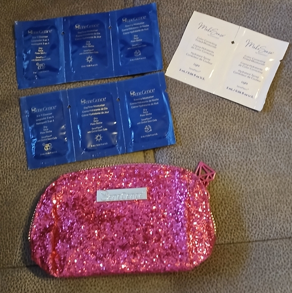 SeneGence | Bags | Senegence Pink Glitter Makeup Bag With Skin Care ...